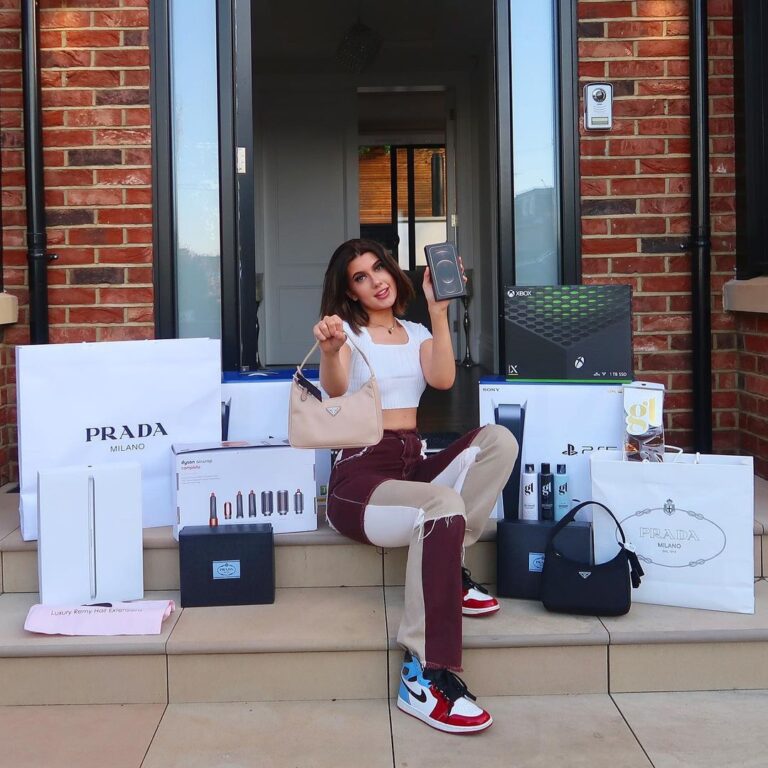 KT Franklin Play Social Giveaway - Play Social | UK | USA | Canada ...